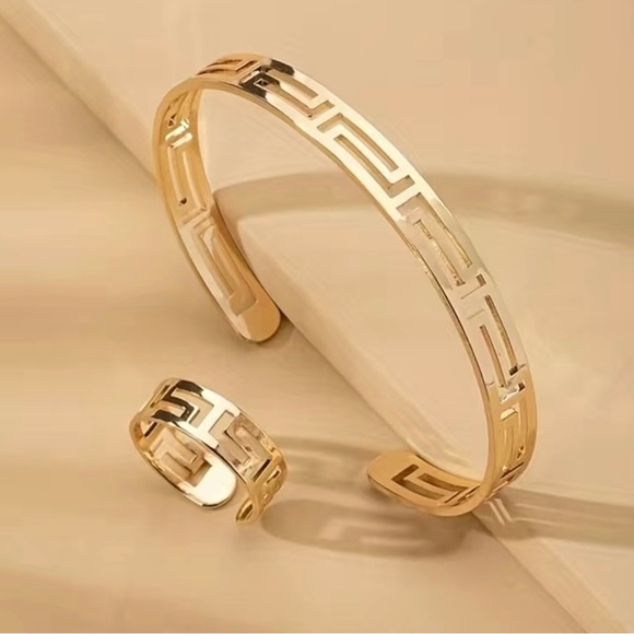 FTC | Jewelry | Greek Key Gold Bracelet And Ring Set | Poshmark